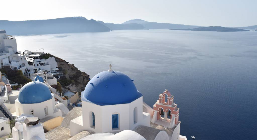Discover Santorini